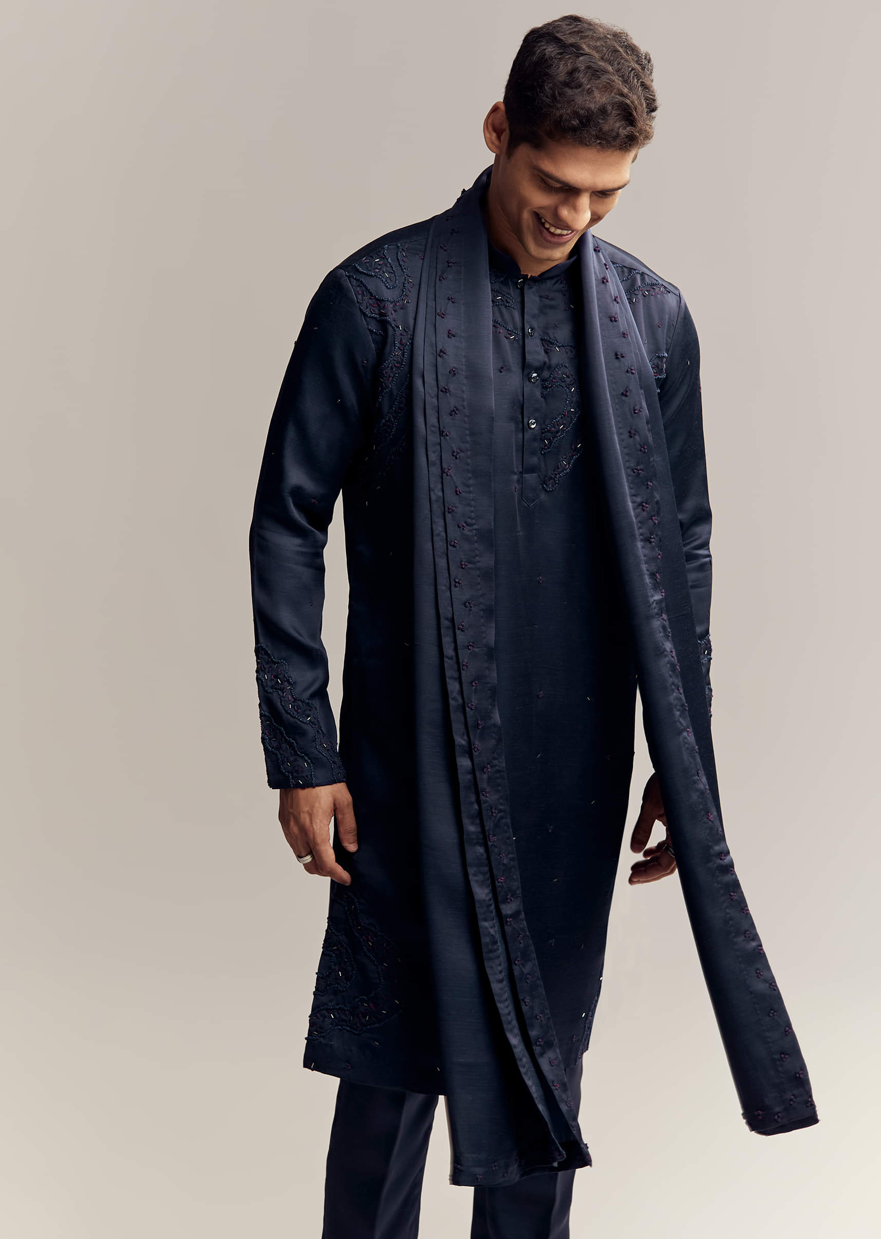 Buy Blue Silk Hand Embroidered Kurta Set For Men | KALKI Fashion India