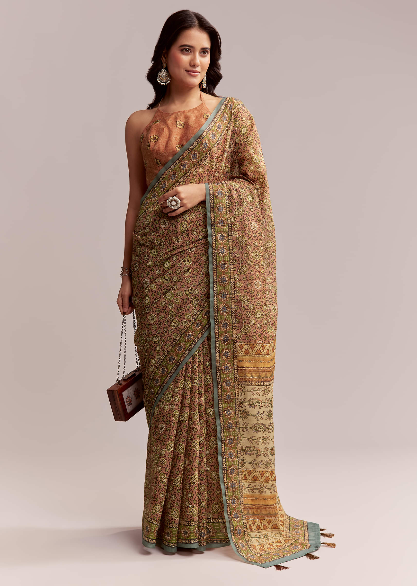 Buy Peach Linen Saree with Authentic Ajrakh Work | KALKI Fashion India